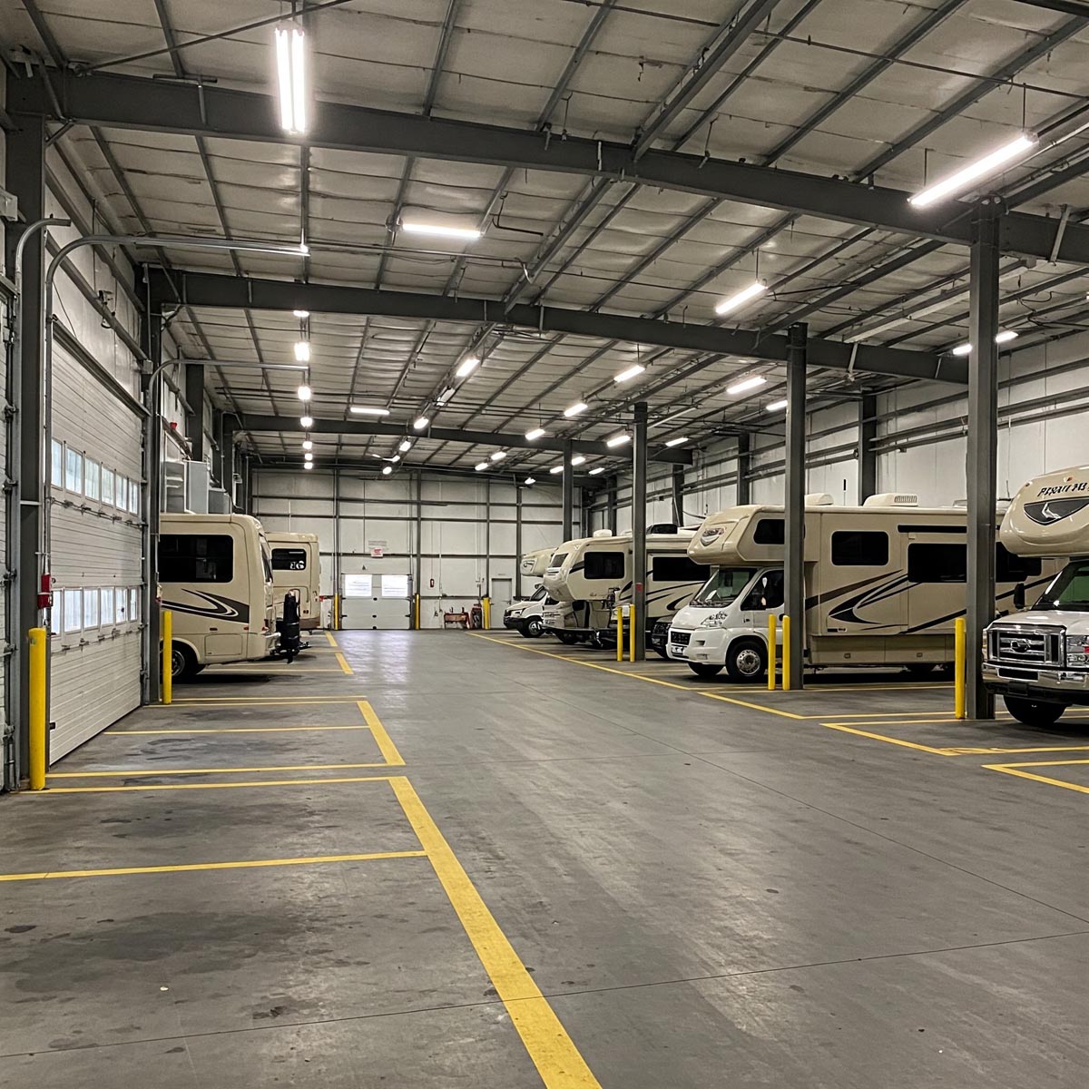 Top 15 RV Garage Solutions For Protecting Your Investment in 2025 ...